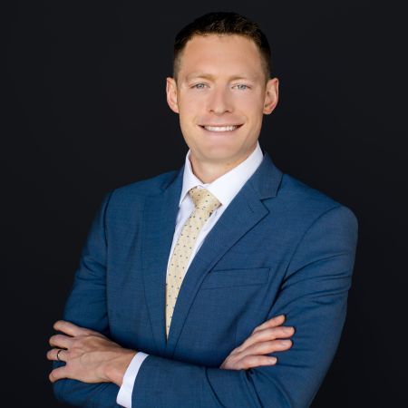 Dr. Eric Lee, MD - DMOS Orthopaedic Centers